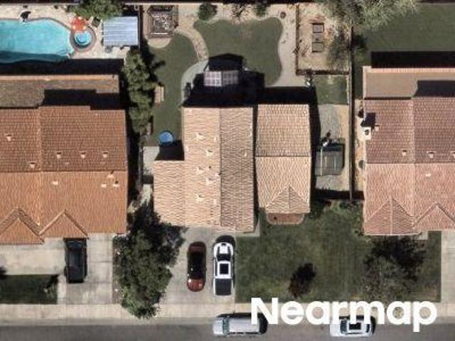 Desert Oak Dr