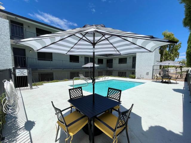 Desert Winds Apartments
