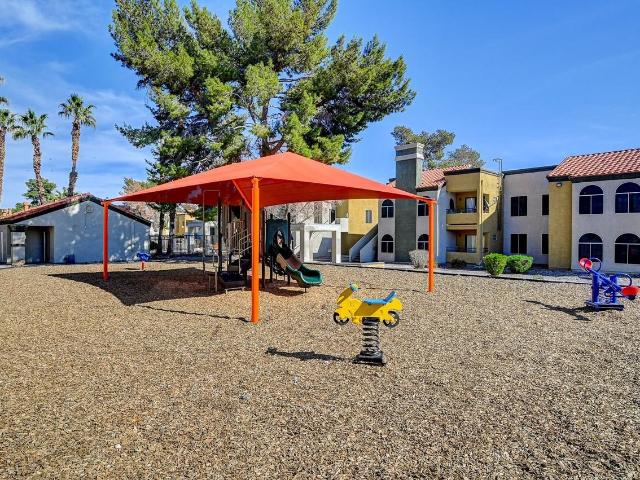 Desert Vistas Apartments 2 Bedroom Apartment for Rent at 5225 E Charleston Blvd, Las Vegas, NV 89142