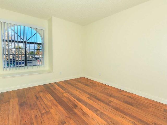 Desert Vistas Apartments 2 Bedroom Apartment for Rent at 5225 E Charleston Blvd, Las Vegas, NV 89142