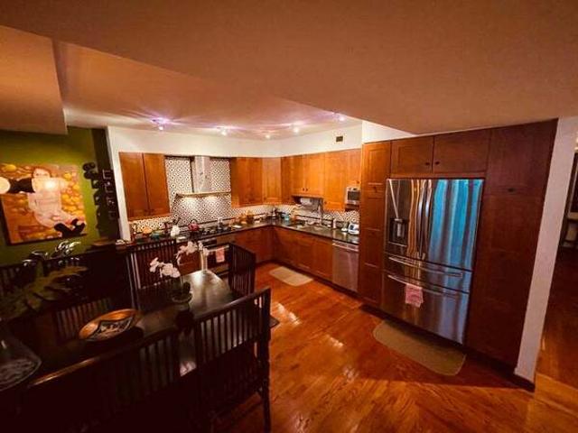 Design Sanctuary: 1,600sf FiDi Loft Wing w/ Private Bath $4,450