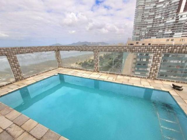 Deslumbrante Cobertura Duplex Frente Mar com Vista Cinematográfica à Venda em Santos