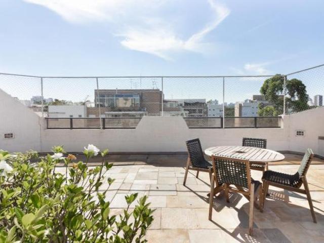 Deslumbrante cobertura para venda em Jardim Caravelas com 4 quartos, sendo 3 suítes, 380m² kathrin