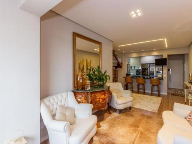 Funcional cobertura para venda em Vila Gumercindo com 4 quartos, sendo 1 suíte, 180m² remaxclassiq