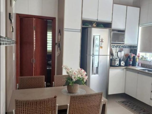 Aconchegante casa de vila para venda em Parque Boa Esperança com 3 quartos, sendo 1 suíte, 110m²