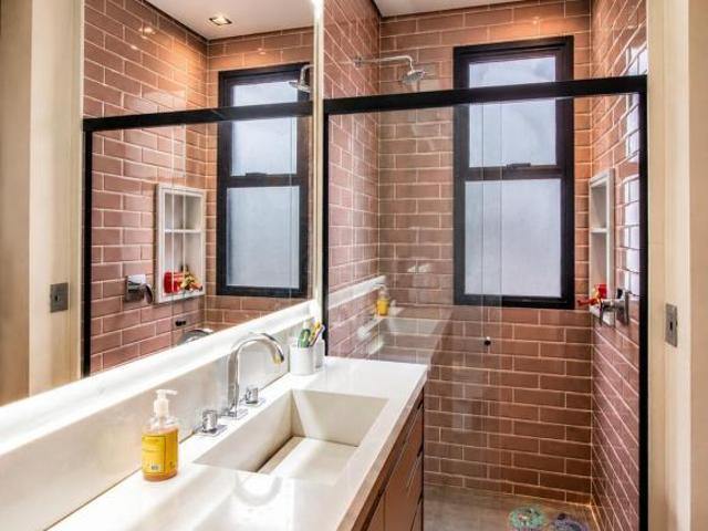 Deslumbrante casa de vila para venda em Vila Rosália com 4 quartos, sendo 4 suítes, 427m²