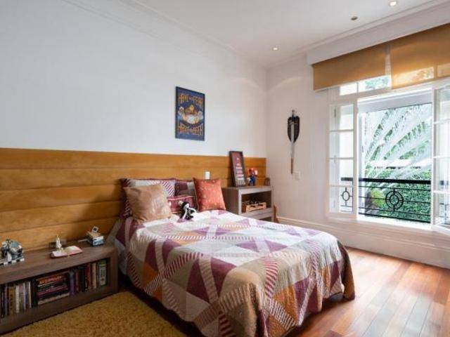 Aconchegante casa para venda em Alto de Pinheiros com 5 quartos, sendo 5 suítes, 584m² theremaxcol