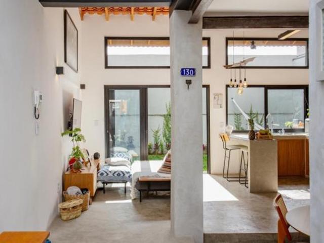 Versátil casa para venda em Butantã com 2 quartos, sendo 1 suíte, 95m²
