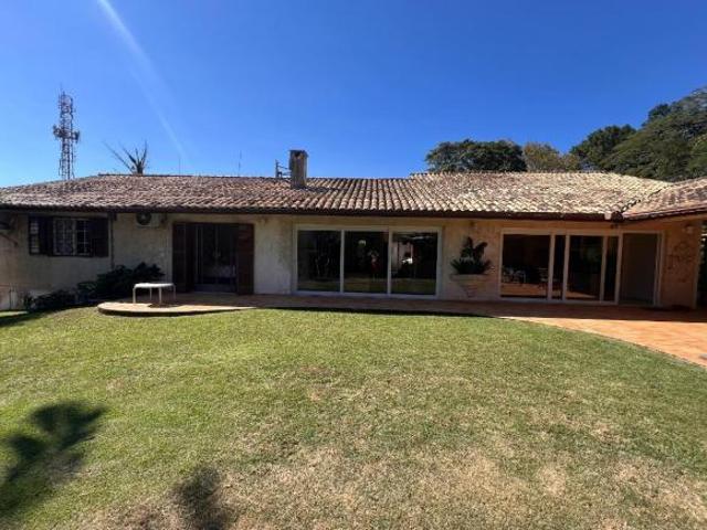 Versátil casa para venda em Interlagos com 5 quartos, sendo 3 suítes, 370m² remaxfront#I7KFL