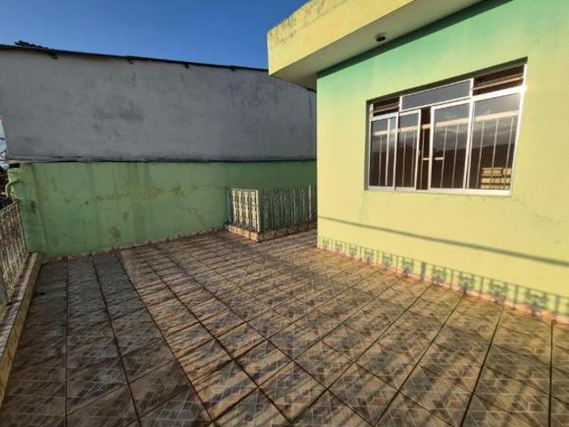 Deslumbrante casa para venda em Jardim Cumbica com 3 quartos, sendo 1 suíte, 114m²