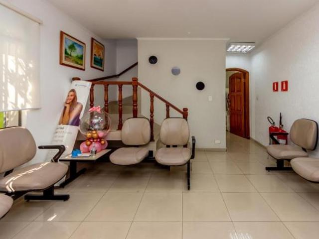 Funcional casa para venda em Saúde com 5 quartos, sendo 1 suíte, 261m² remaxfront#WWV60
