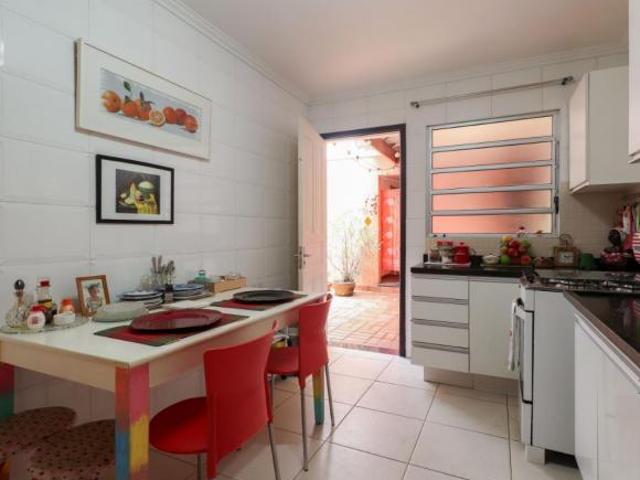 Deslumbrante casa para venda em Vila Cordeiro com 3 quartos, sendo 1 suíte, 164m² remaxfront#OM1RP