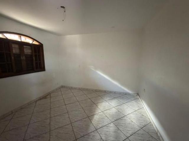 Atraente casa para venda em Vila Amália Zona Norte com 5 quartos, sendo 3 suítes, 196m² vivianec