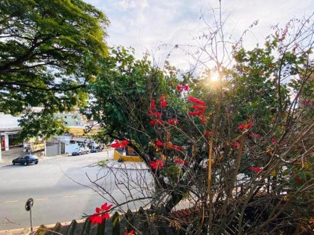 Atraente casa para venda em Vila Marari com 4 quartos, sendo 2 suítes, 149m²