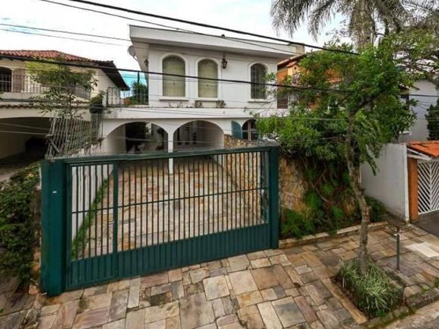Imperdível casa para venda em Vila Sônia com 6 quartos, sendo 1 suíte, 377m²