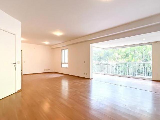 Funcional apartamento garden para venda em Vila Andrade com 3 quartos, sendo 3 suítes, 150m²