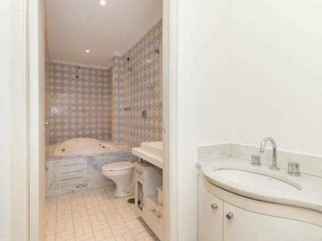 Aconchegante apartamento para venda e locação em Perdizes com 3 quartos, sendo 1 suíte, 112m² leil