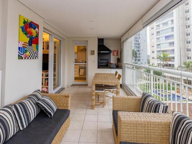 Deslumbrante apartamento para venda em Vila Alexandria com 3 quartos, sendo 1 suíte, 108m² chrisle
