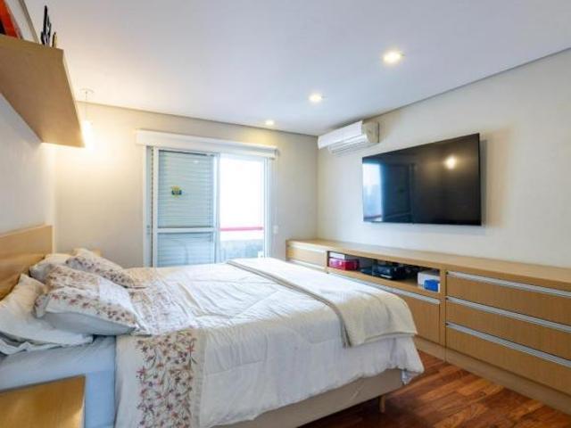 Elegante apartamento para venda em Vila Andrade com 4 quartos, sendo 4 suítes, 210m² urban#YR75J