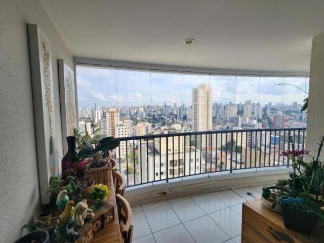 Funcional apartamento para venda em Vila Gumercindo com 3 quartos, sendo 1 suíte, 82m²
