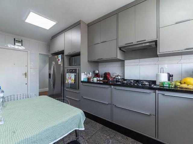 Imperdível apartamento para venda em Vila Gumercindo com 3 quartos, sendo 1 suíte, 93m² marianne f