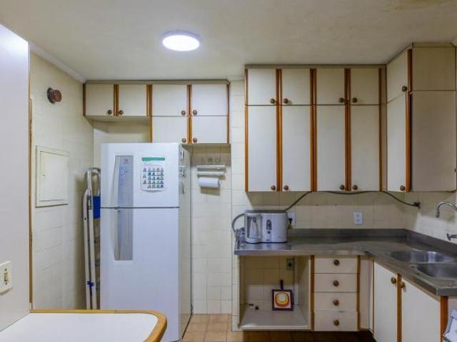 Agradável apartamento para venda em Vila Uberabinha com 4 quartos, sendo 1 suíte, 146m² remaxfront