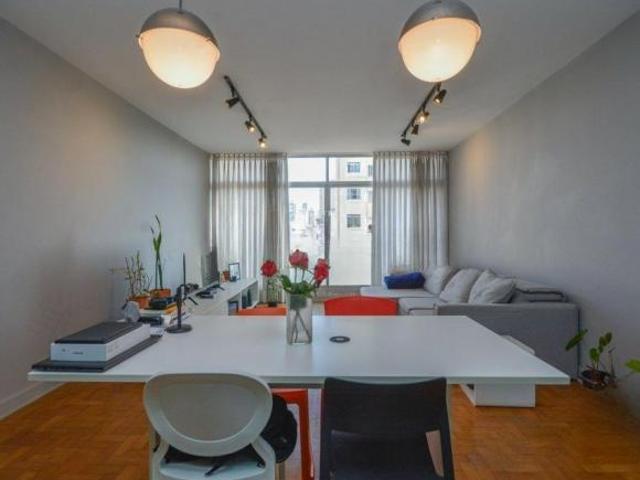 Versátil apartamento para venda em Barra Funda com 2 quartos, sendo 1 suíte, 109m²