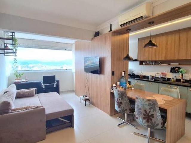 Deslumbrante apartamento para venda em Boqueirão com 2 quartos, sendo 1 suíte, 68m²