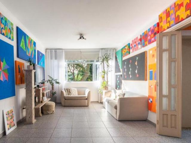 Agradável apartamento para venda em Cambuci com 2 quartos, sendo 1 suíte, 112m²