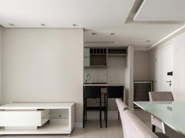 Sensacional apartamento para venda em Chácara Inglesa com 2 quartos, sendo 1 suíte, 65m²