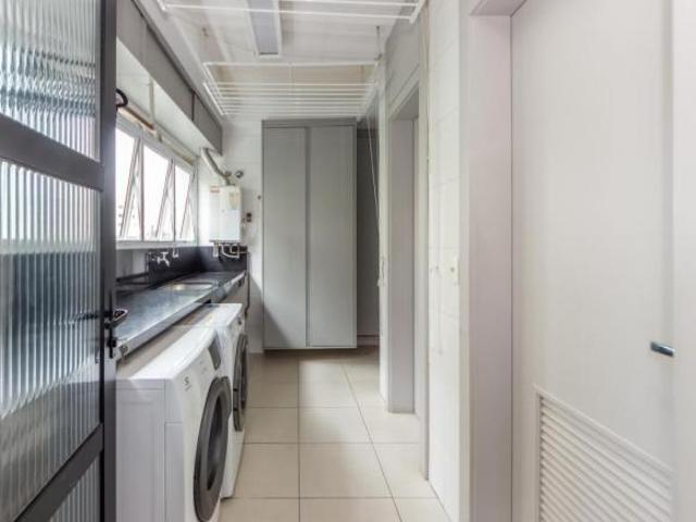 Confortável apartamento para venda em Chácara Klabin com 3 quartos, sendo 3 suítes, 198m² maira yk