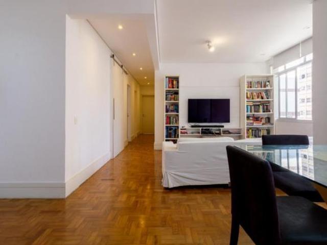 Agradável apartamento para venda em Higienópolis com 3 quartos, sendo 1 suíte, 125m²