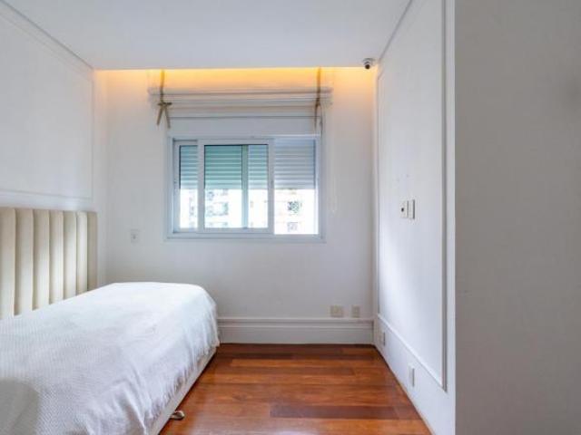 Versátil apartamento para venda em Itaim Bibi com 4 quartos, sendo 4 suítes, 234m² karinewohlke#VF