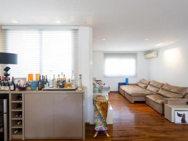 Funcional apartamento para venda em Itaim Bibi com 3 quartos, sendo 3 suítes, 270m² remaxares#XU90