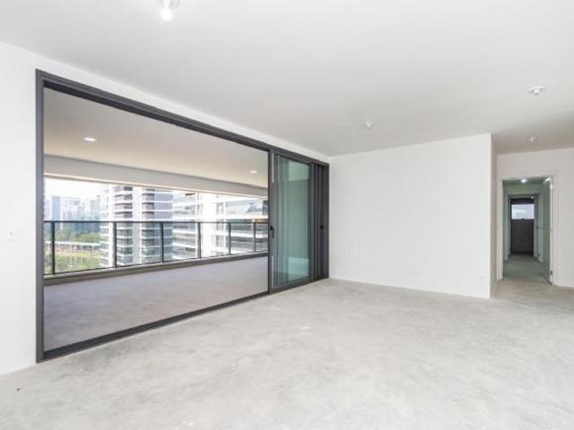 Deslumbrante apartamento para venda em Jardim Fonte do Morumbi com 4 quartos, sendo 4 suítes, 240m²