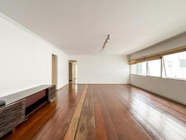 Funcional apartamento para venda em Jardim Paulista com 3 quartos, sendo 1 suíte, 169m²