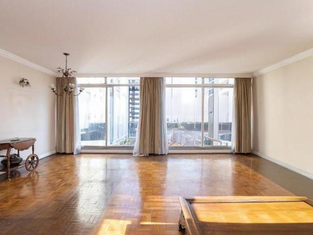 Espetacular apartamento para venda em Jardim Paulista com 3 quartos, sendo 1 suíte, 173m²