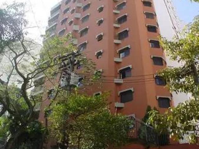 Espetacular apartamento para venda em Moema com 3 quartos, sendo 3 suítes, 180m²