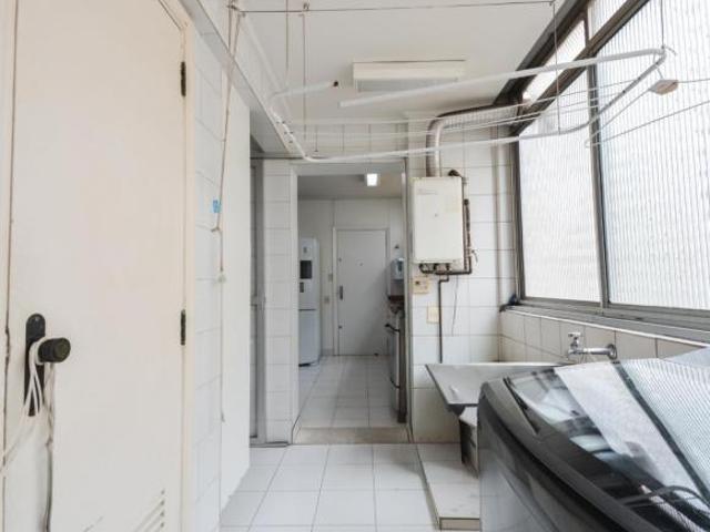 Confortável apartamento para venda em Santa Cecília com 3 quartos, sendo 1 suíte, 210m² paulamatto