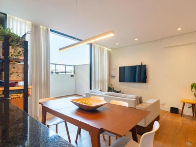Atraente apartamento para venda em Saúde com 2 quartos, sendo 2 suítes, 95m²
