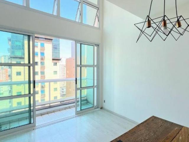 Aconchegante duplex para venda e locação em Indianópolis com 1 quarto, sendo 1 suíte, 45m²