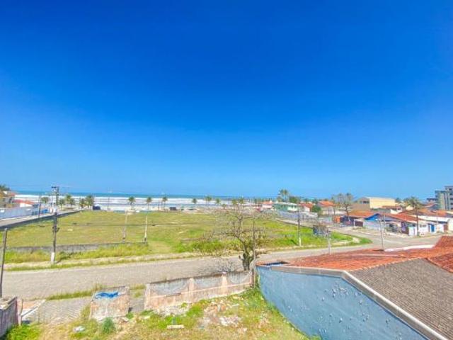 Agradável duplex para venda em Balneário Itaguai com 2 quartos, 114m²