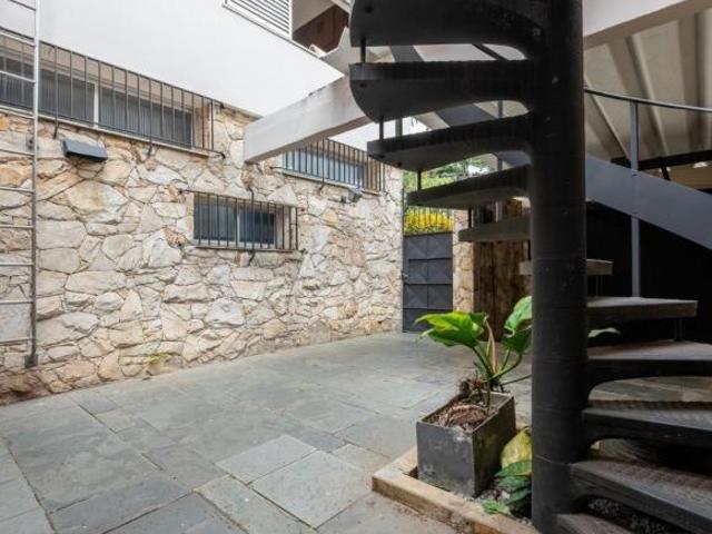 Espetacular sobrado para venda em Moema com 3 quartos, sendo 3 suítes, 261m² remaxempire#MYBAH