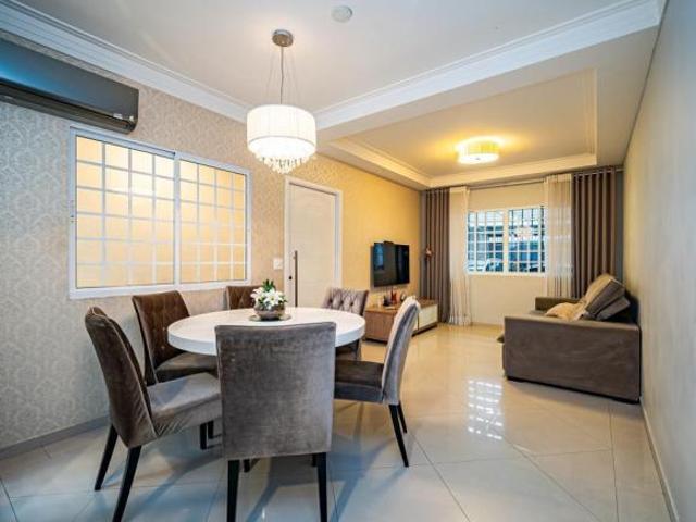 Atraente sobrado para venda em Ipiranga com 3 quartos, sendo 1 suíte, 114m²