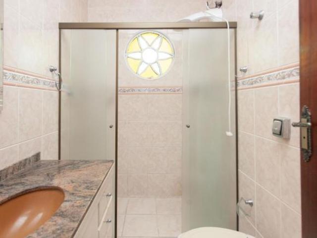 Confortável sobrado para venda em Vila Carolina com 4 quartos, sendo 1 suíte, 139m² leilaricci#RL3