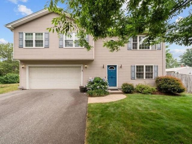 Desmar Ct, Warwick, Home For Sale