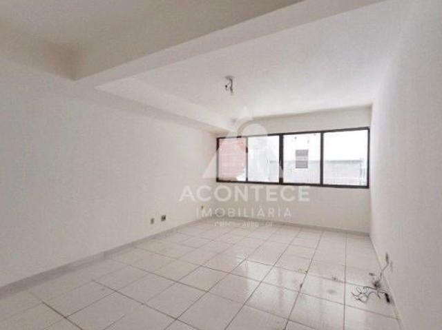 Desocupado | Ótima Kit/Sala em Localização Privilegiada! CLN 308, Asa Norte