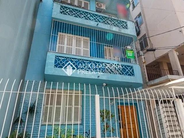 Desocupado, entrega imediata! Excelente estado de conservação!