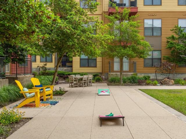 DeSoto Town Center 1 Bedroom Apartment for Rent at 207 E Pleasant Run Rd, Desoto, TX 75115