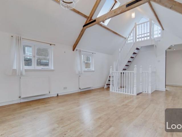 Despard Road, London N19, 2 bed detached house to rent, £2,700 pcm | PrimeLocation